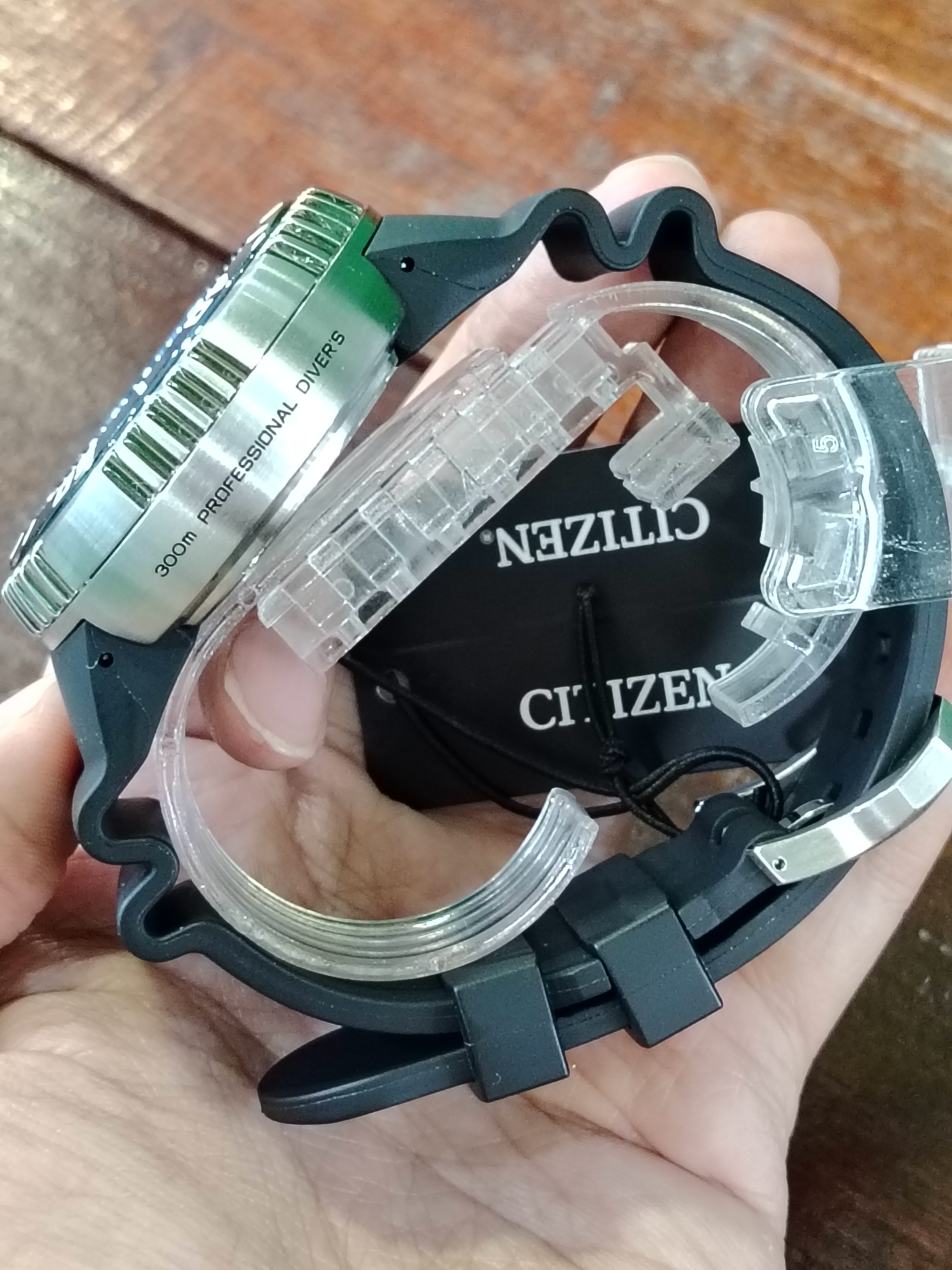 Citizen Eco-Drive Promaster BN1025-08L Dive Black Silicone Strap with Blue Dial Men Watch: Ho ...